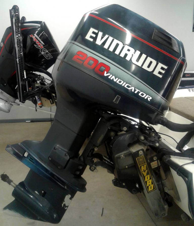 1999 Stratos 201 Pro Elite - Evinrude 200 Vindicator - VICS BOATS HOME