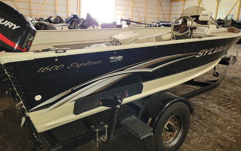 2004 Sylvan 1600 Explorer SC - Mercury 50 2-stroke - VICS BOATS HOME