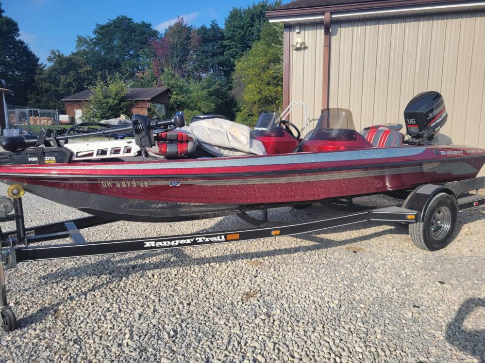 1997 Ranger R82 Sport DC - Johnson 150 Fast Strike - VIc's Sports ...